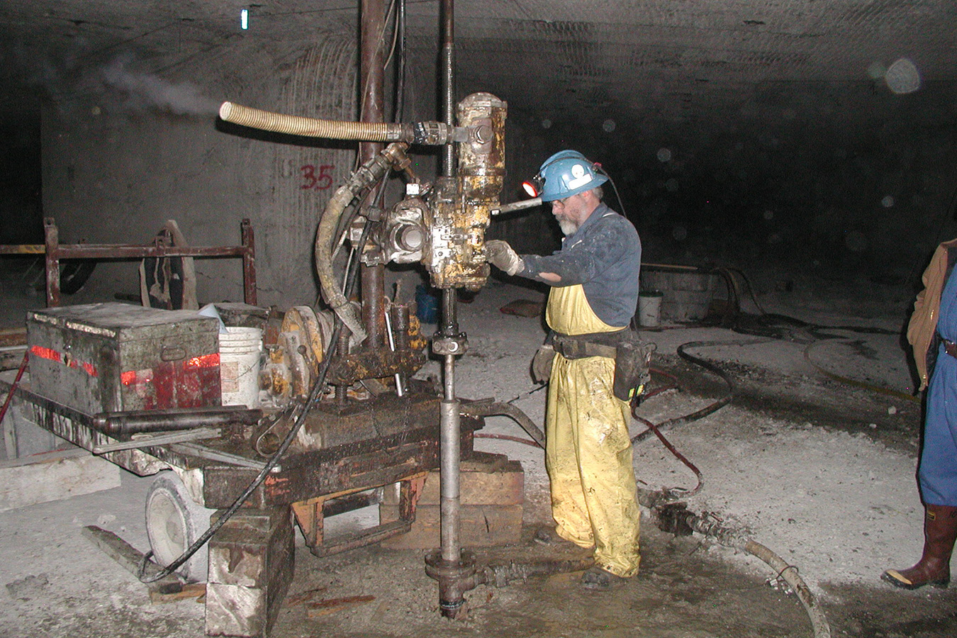 Pneumatic core drill store